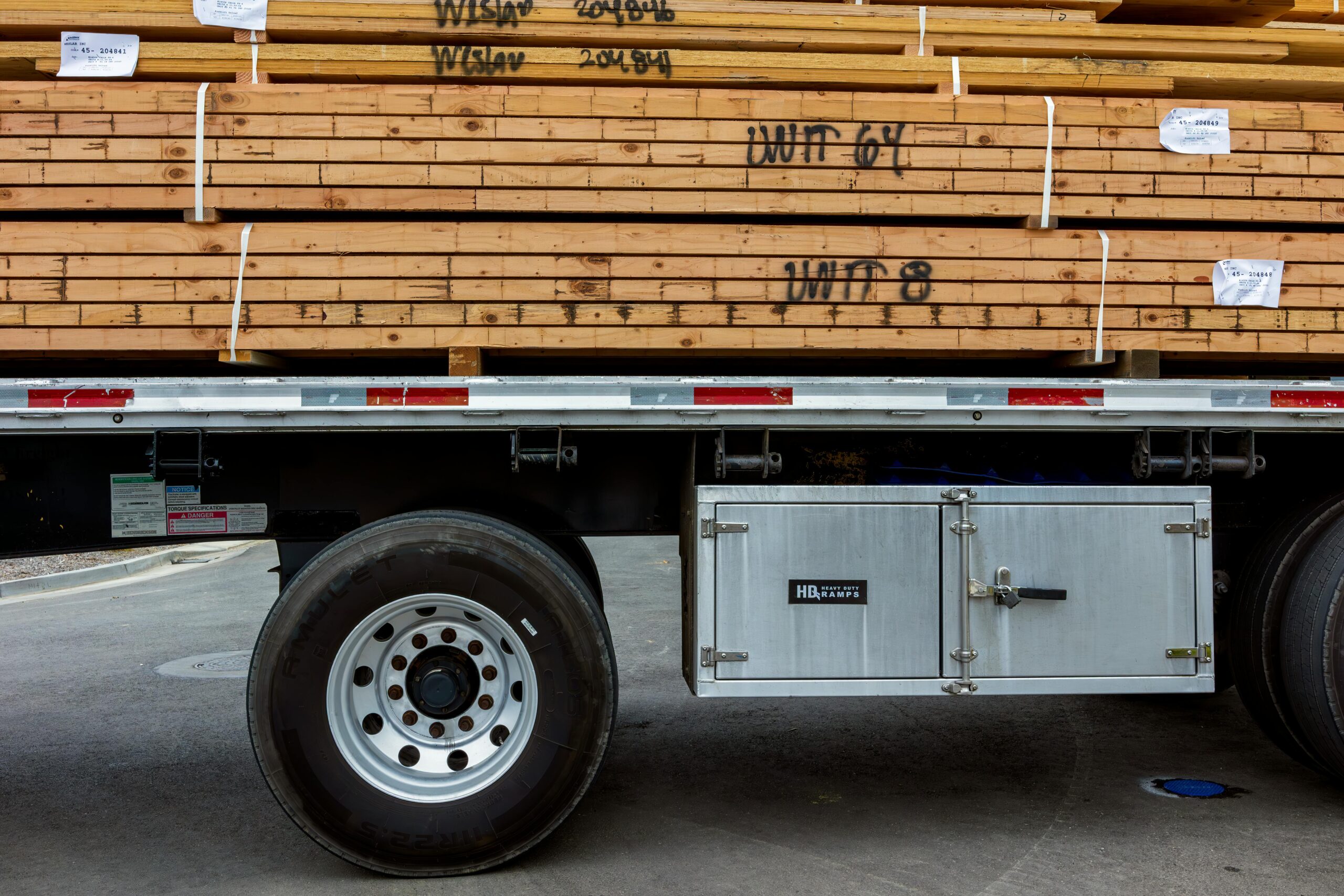 Flatbed Trucking | Freestone Transport | Long Beach, MS 39560